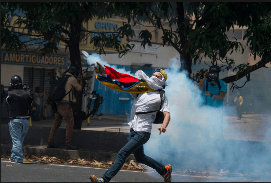 De Puntofijo Al Post Chavismo Transición A La Democracia En La